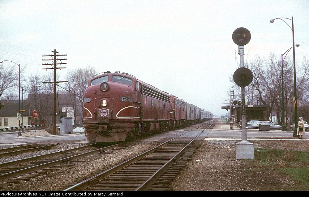 CRI&P 646 With Rocket Section of 2nd #1 at 99st St. Mainline Suburban Stop